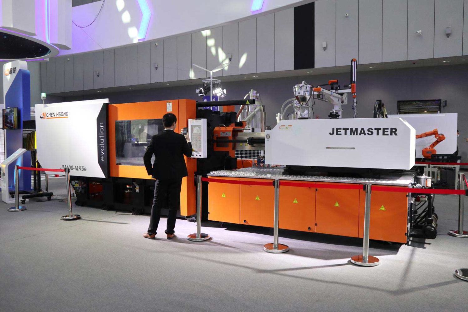 "Smart Injection Molding" in Practice at 2018 AEME - Chenhsong ...